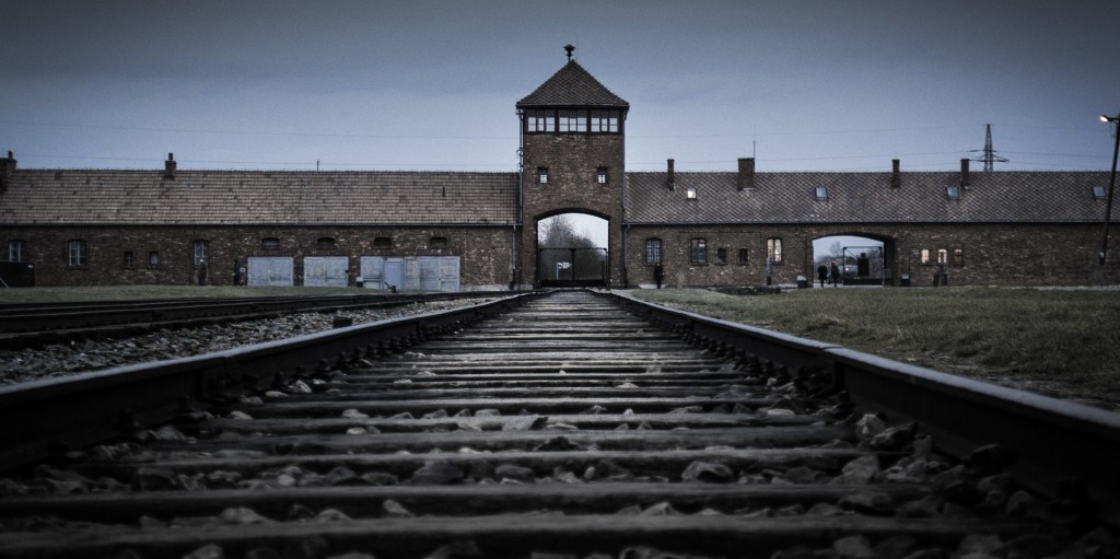 Aušvicas – Birkenavas muzejs aicina atcerēties vēsturi | Alberta ...